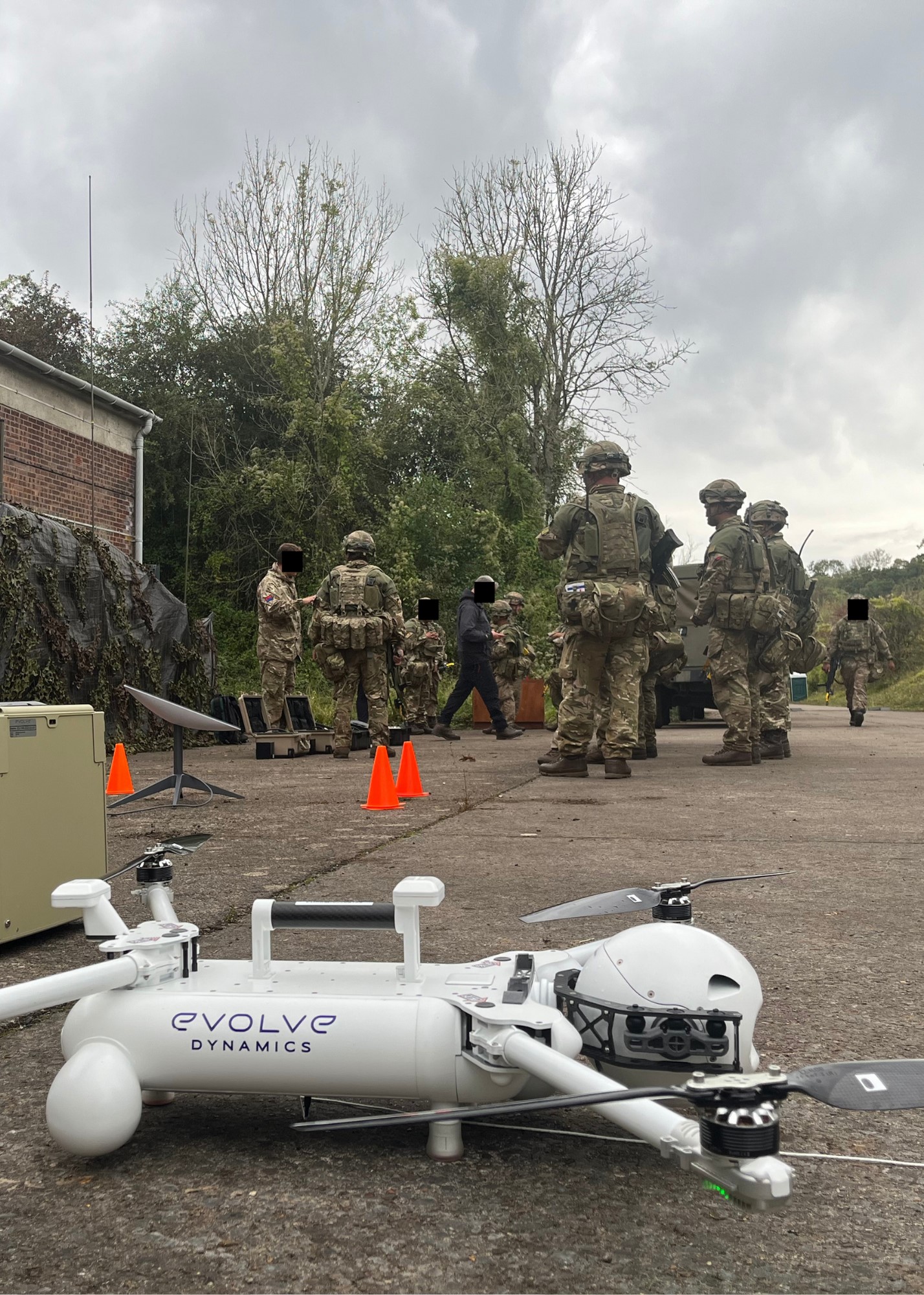 British Army experiments with tethered ISTAR using Sky Mantis UAS - ADS Advance